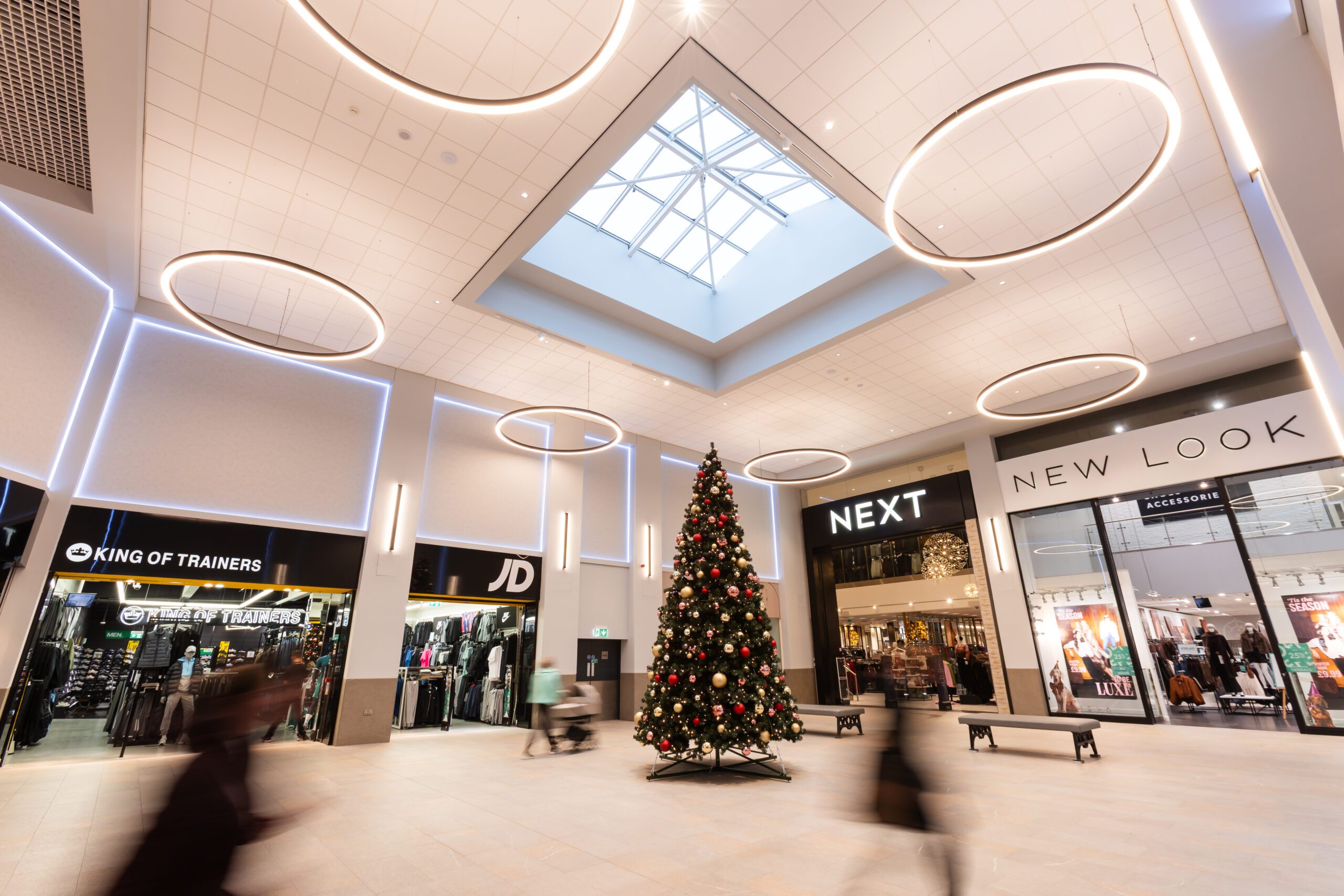 Santa's coming to town! - Fairhill Shopping Centre